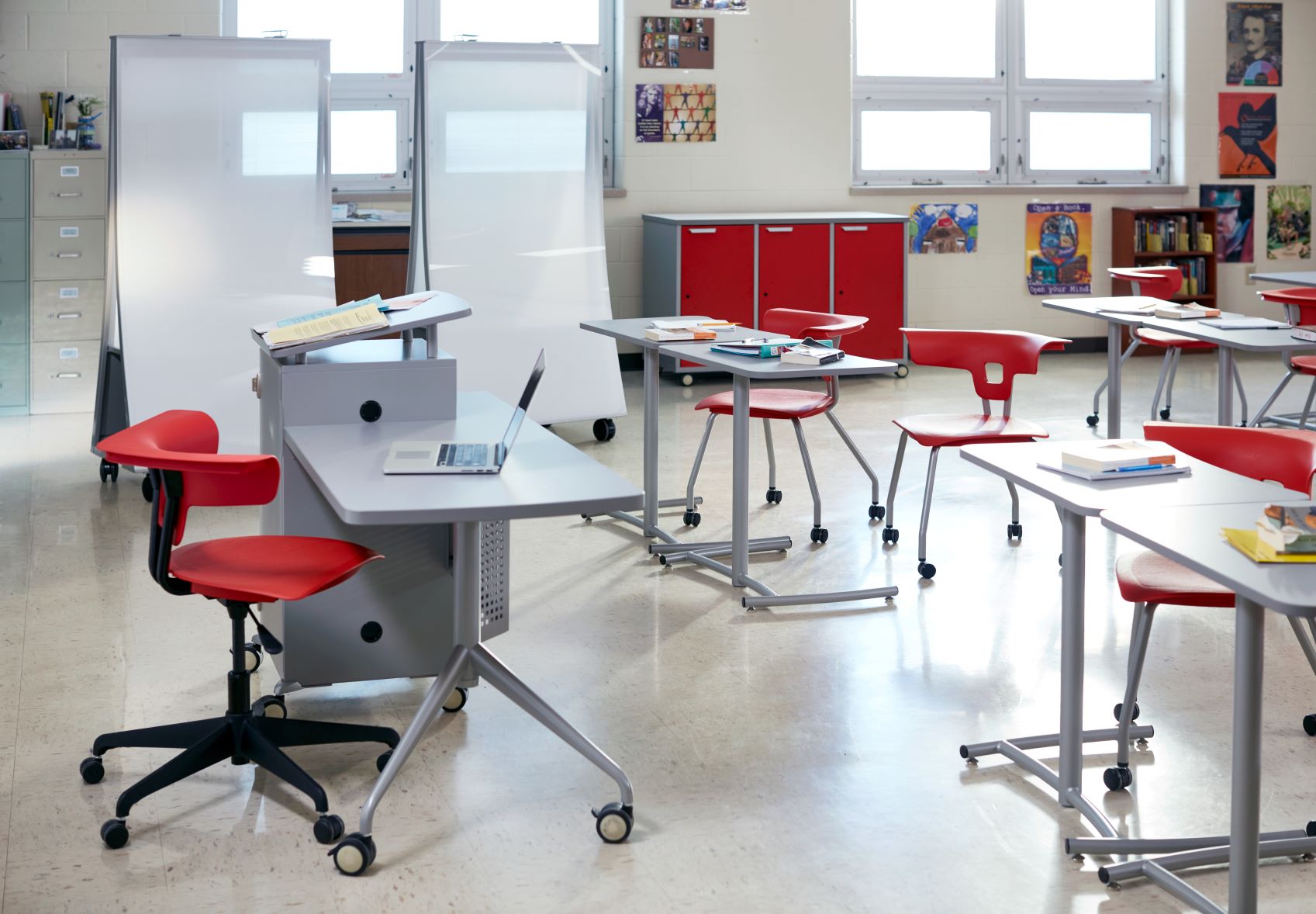Choosing Furniture for a Classroom - Christian School Products